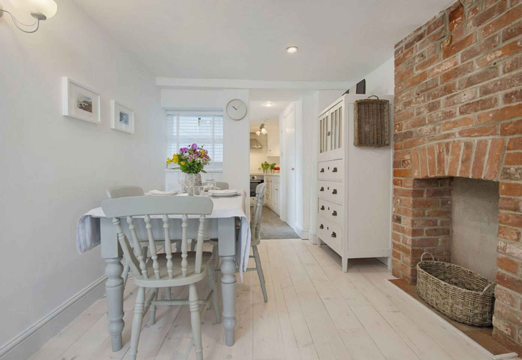 Let Your Cottage | South West's Holiday Letting Experts| Helpful Holidays